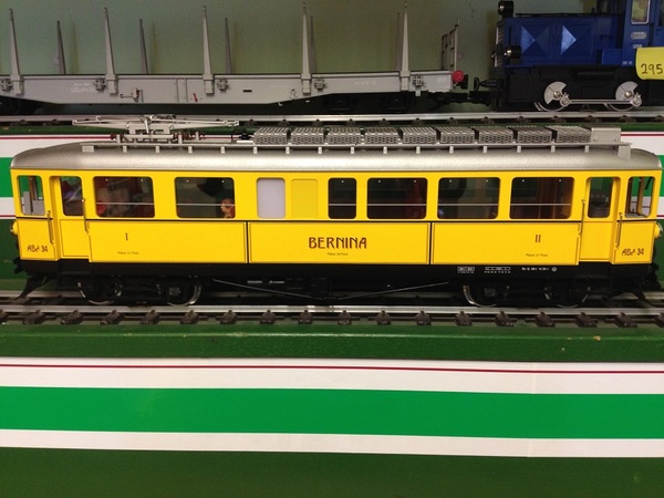 LGB Bernina RhB Railcar/Chalk Garden Rail