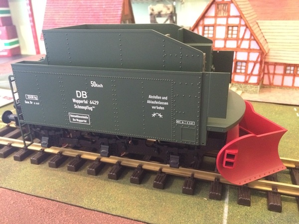 Piko 37820 DB Snow Plow/Chalk Garden Rail