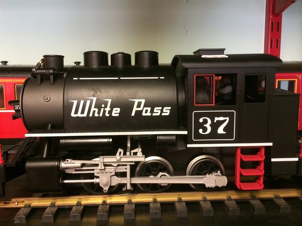 Piko 38106 Saddle Tank Steam Loco "White Pass" S/H/Chalk Garden Rail